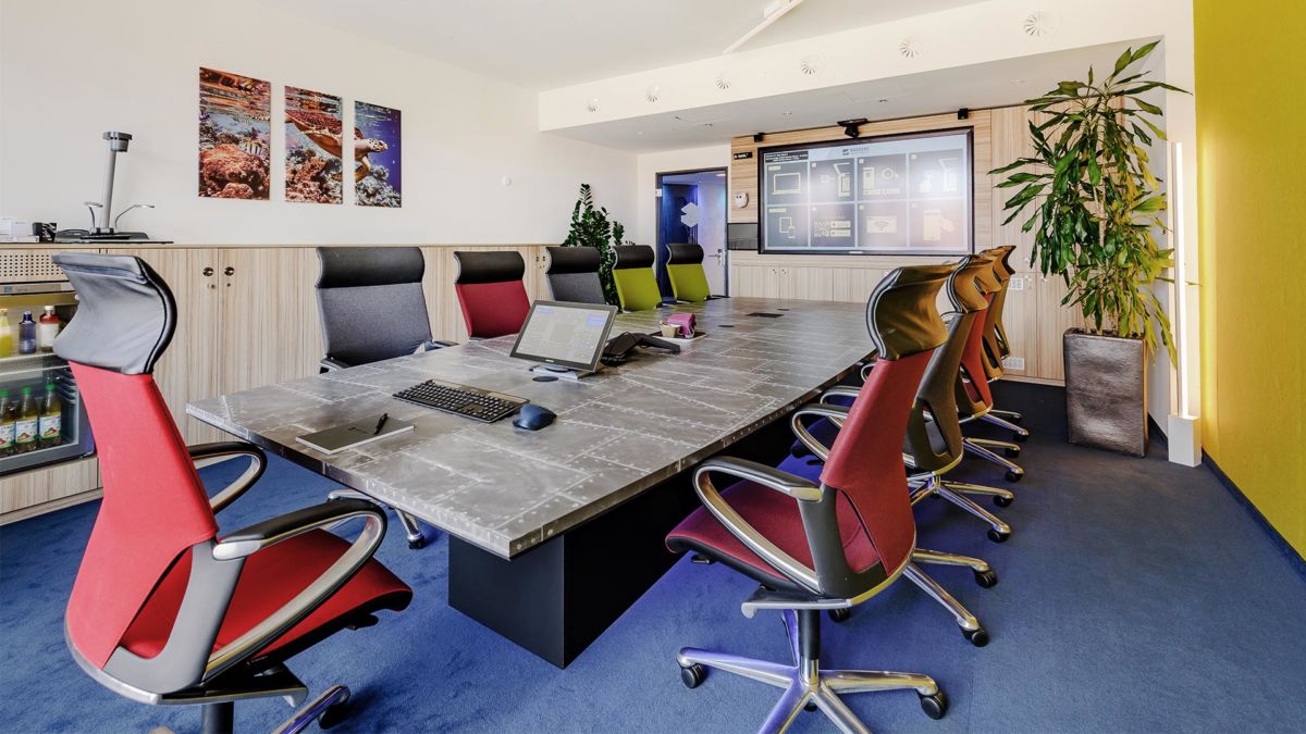 Career – Success Hotel Group